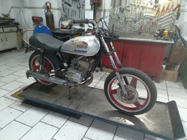 Motos YAMAHA RX 180 no Brasil