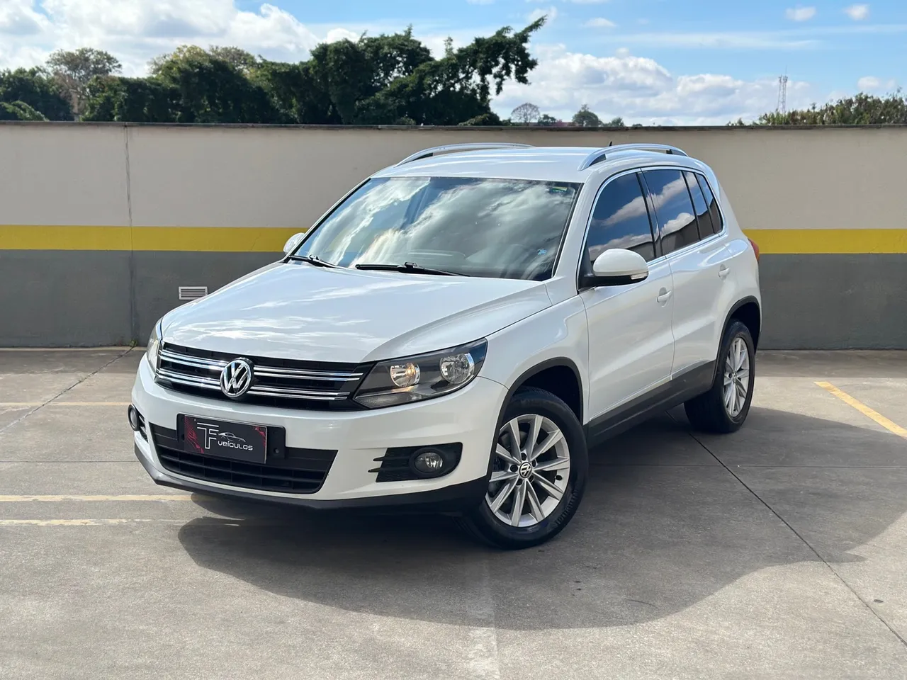 Volkswagen Tiguan 2015 Usados e Novos