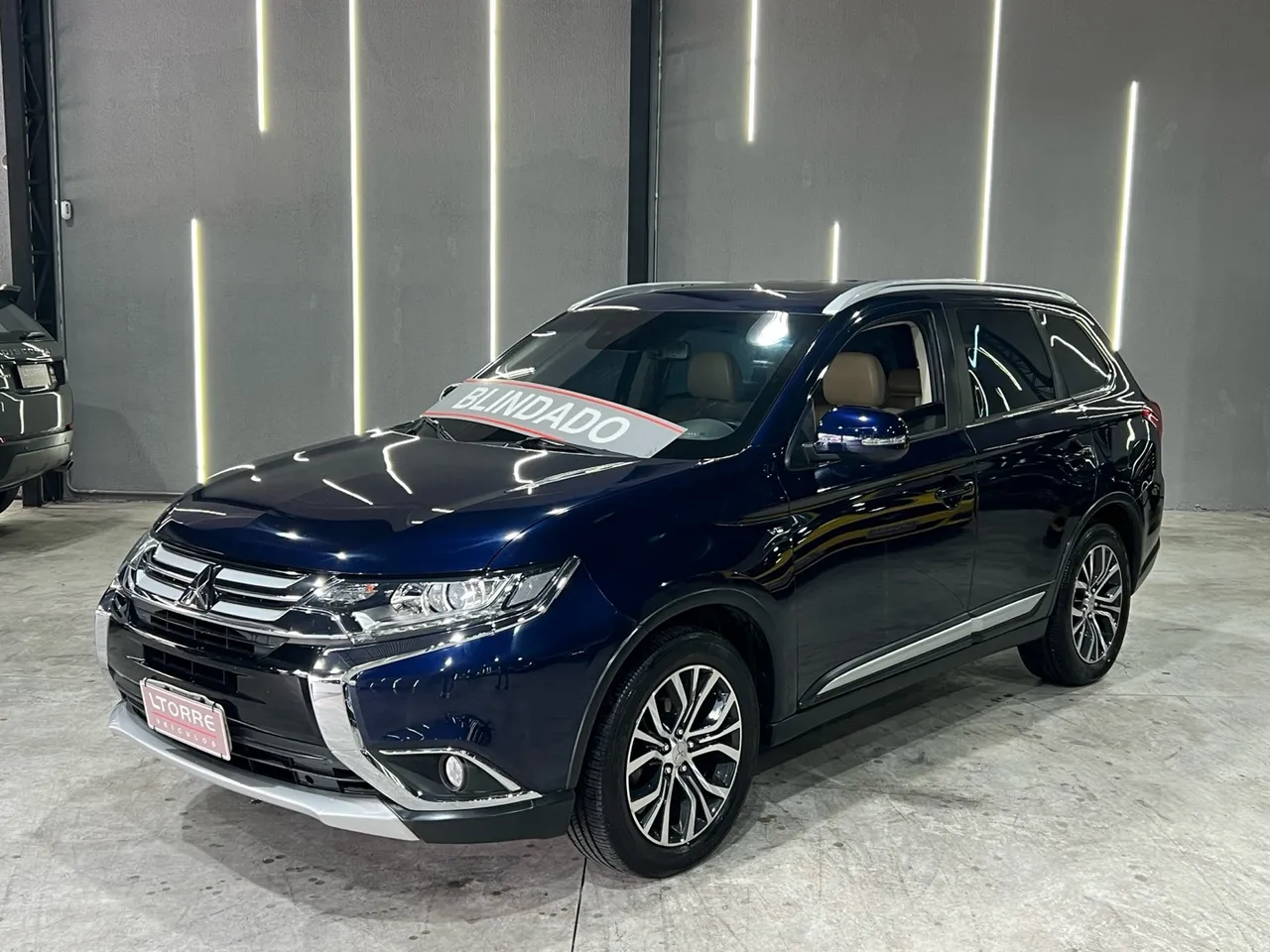 MITSUBISHI OUTLANDER Usados e Novos