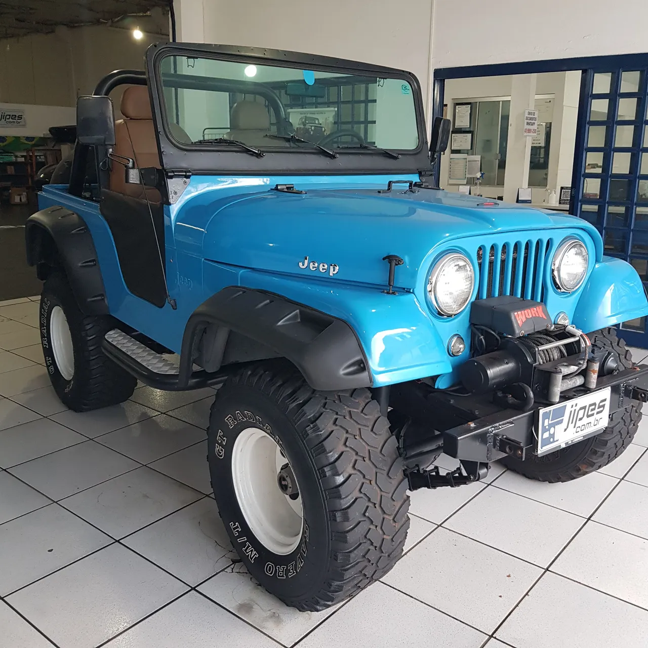 "carros jipes" no Brasil