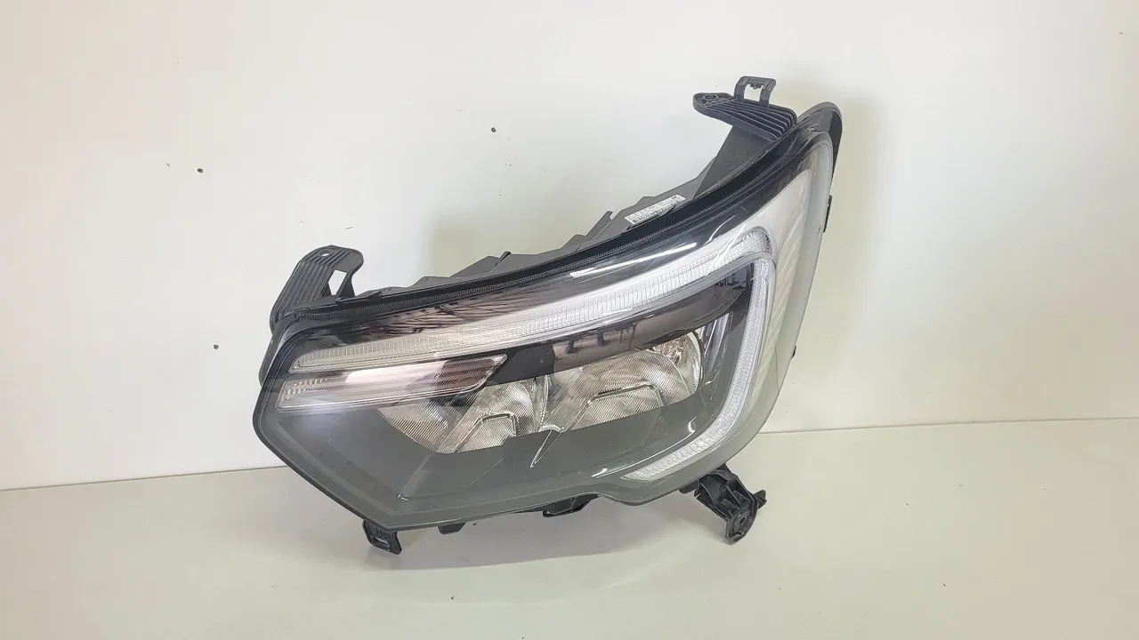 "farol renault master" - Peças para carros, vans e utilitários no Brasil