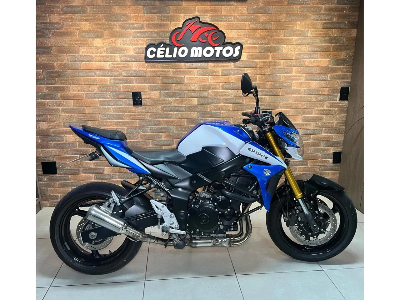 Motos SUZUKI GSR no Brasil