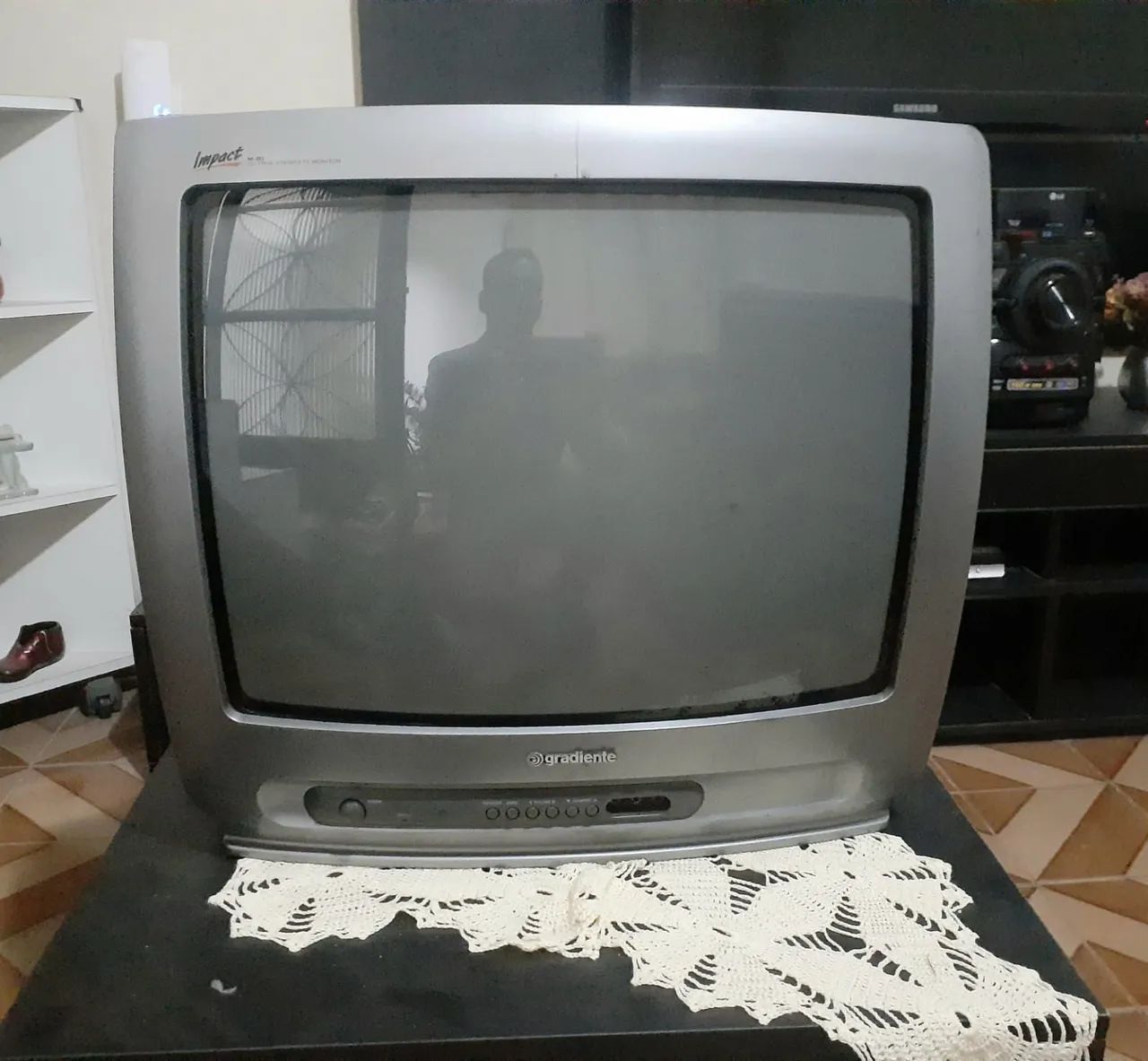 TV Gradiente 20 polegadas de tubo funcionando - TVs - Casa Verde Alta, São Paulo 1375427249 | OLX