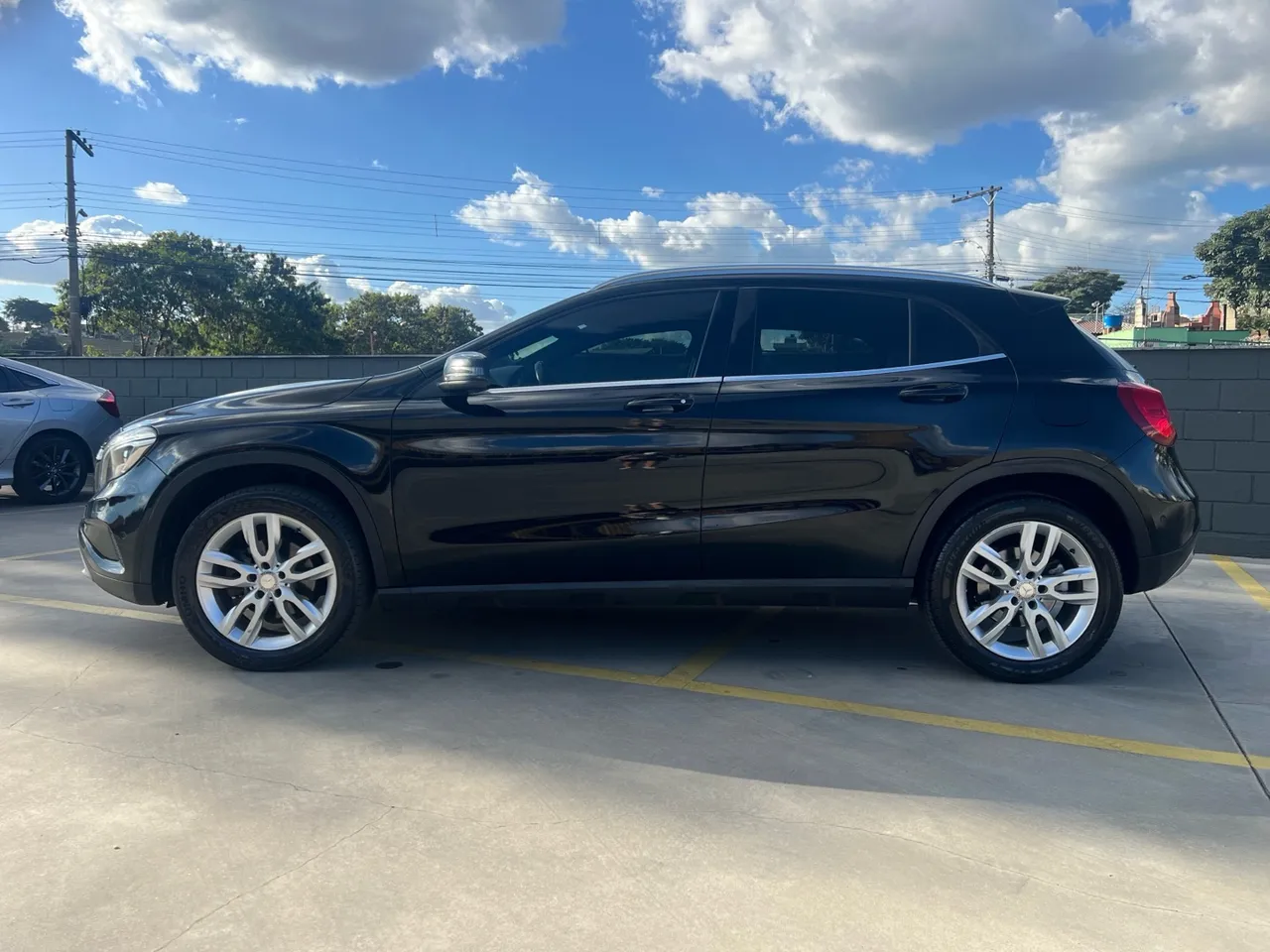 MERCEDES-BENZ GLA-200 2016 Usados e Novos