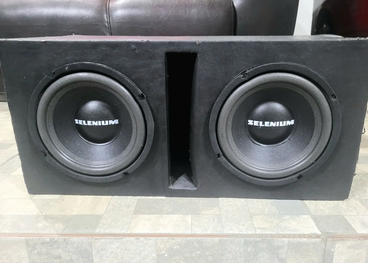 "caixa 8 polegadas" no Brasil