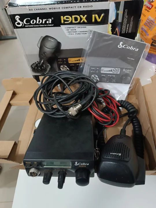 Cobra 19 DX IV - Rádio Transmissor