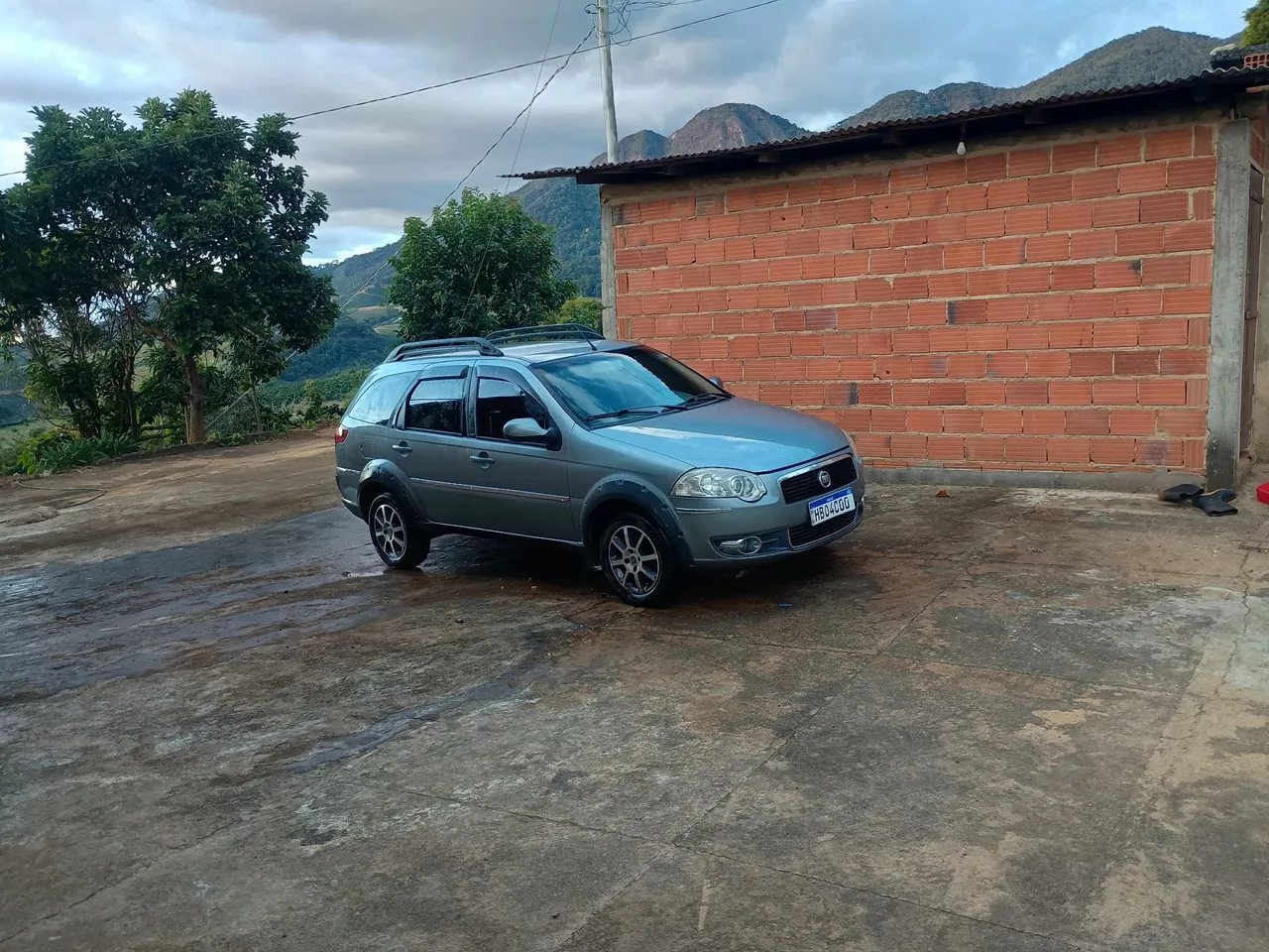 "palio weekend" - Carros Usados e Novos à venda