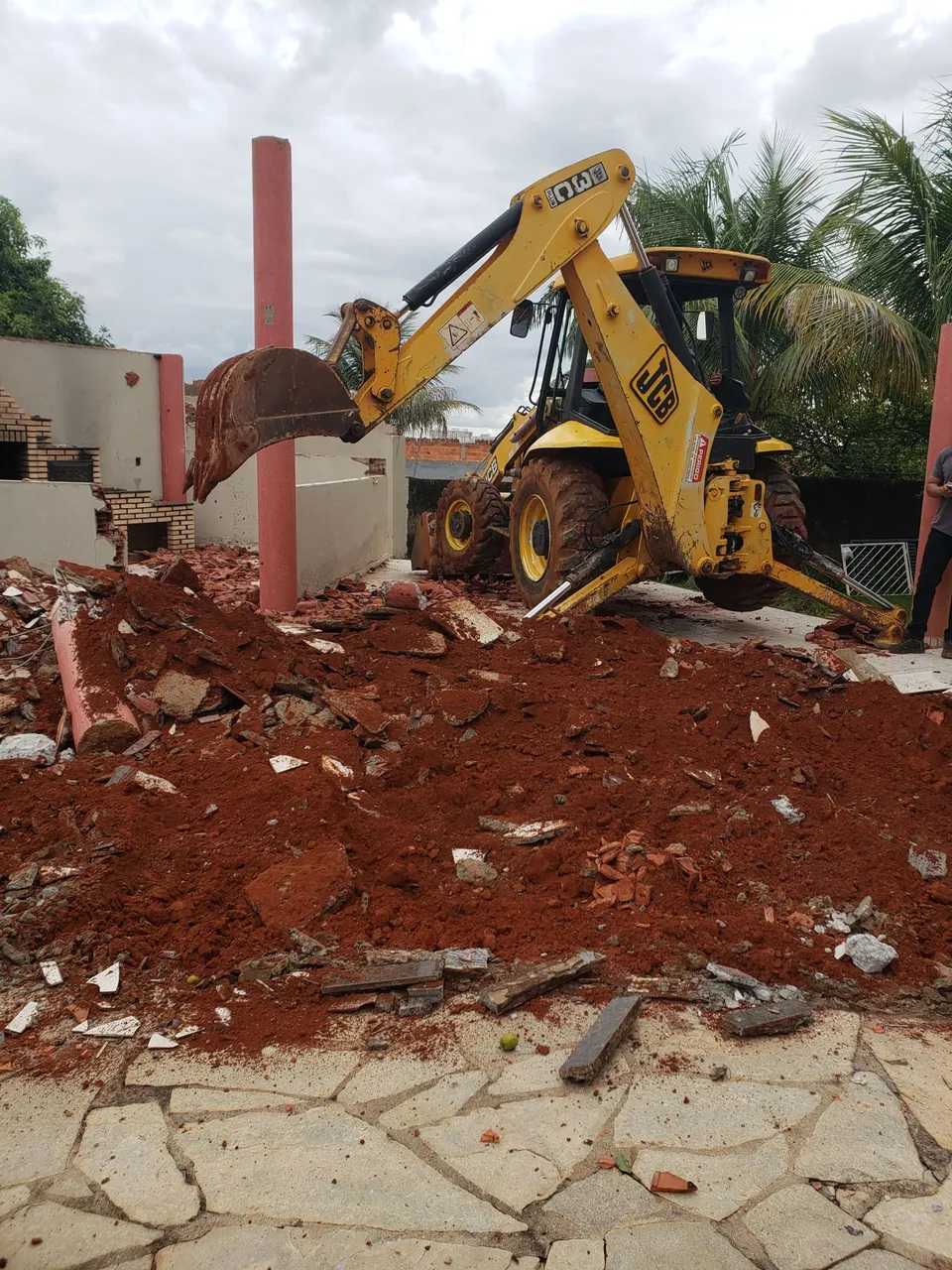 "retroescavadeiras jcb" - Máquinas pesadas para construção no Brasil