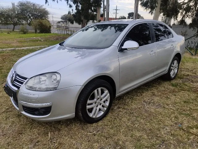 Volkswagen Jetta 2009 Usados e Novos em Curitiba e região, PR