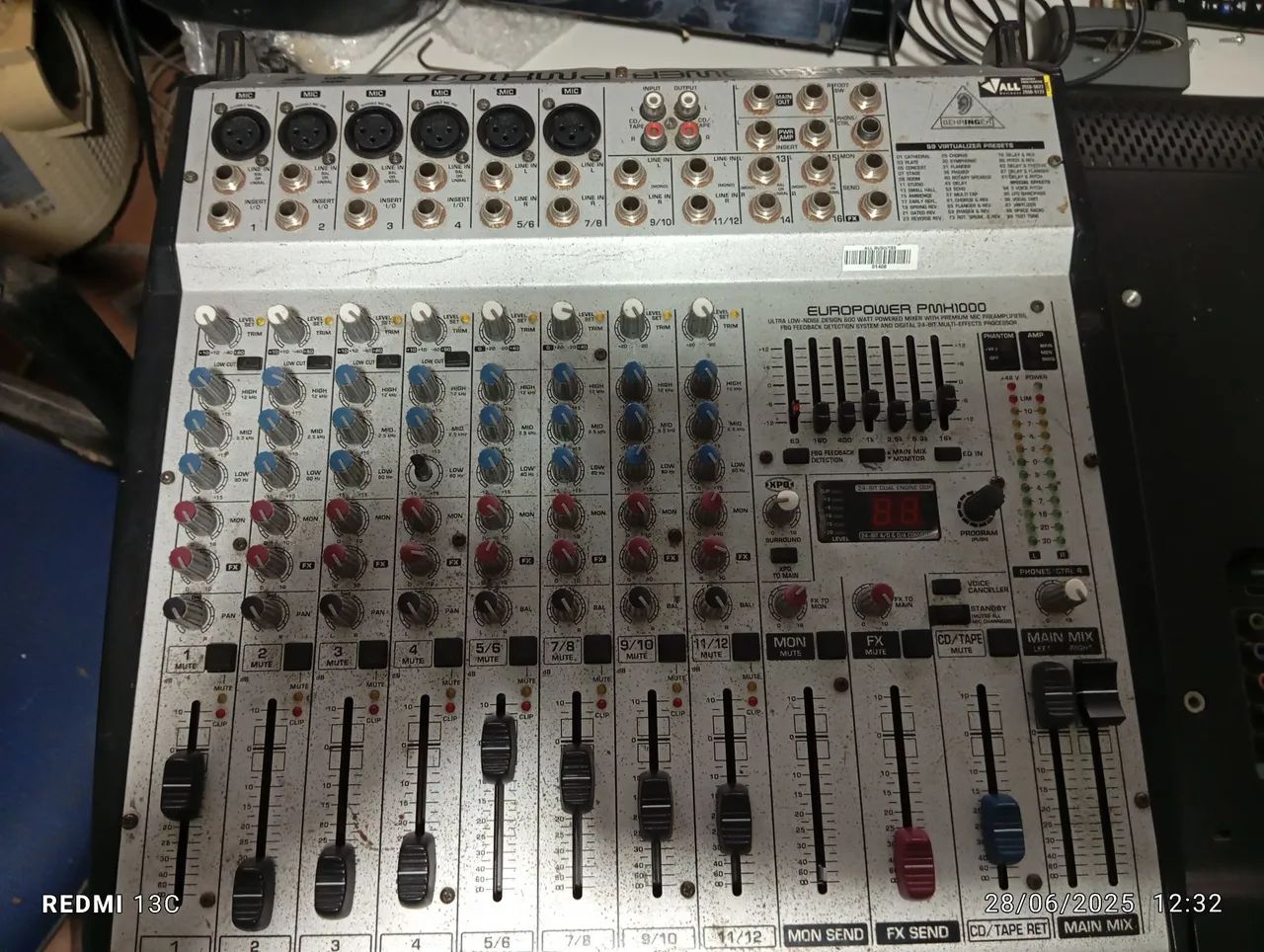 Mesa de Som Behringer PMH1000 fonte adaptada - Aparelhos de Som ...