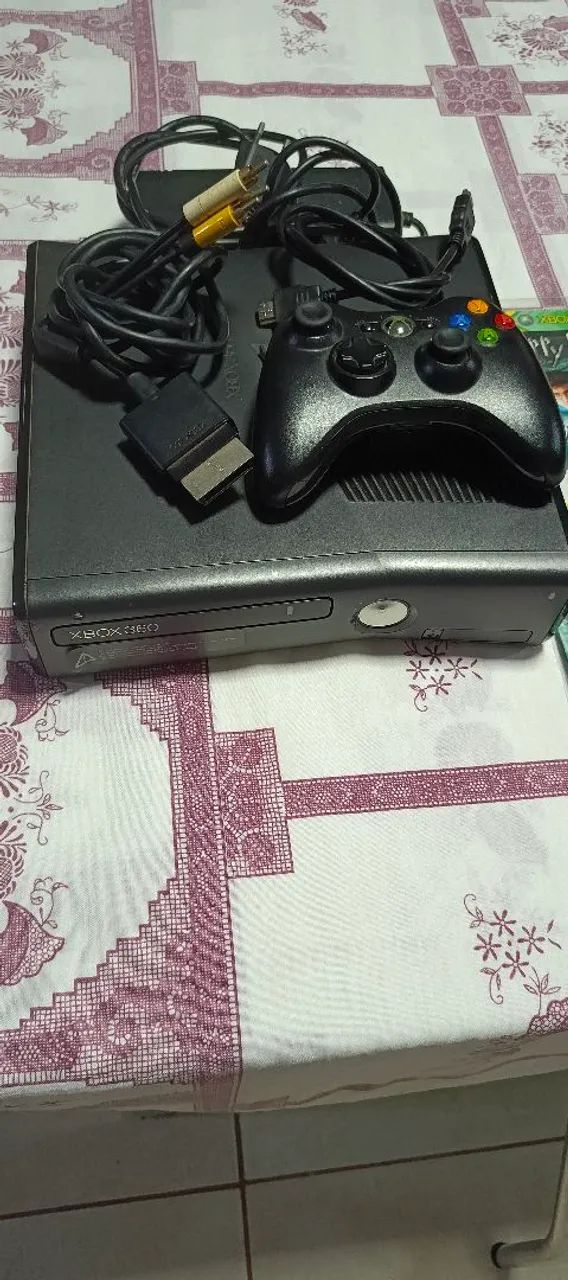 Xbox 360 Slim DESBLOQUEADO + 2 Jogos Harry Potter + Cabos Completos ...