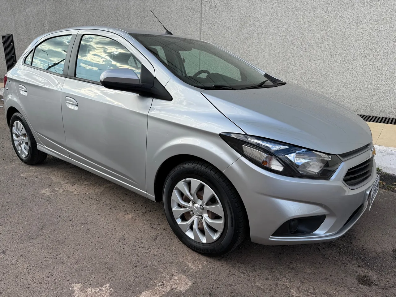 Chevrolet Onix 2018 Usados e Novos