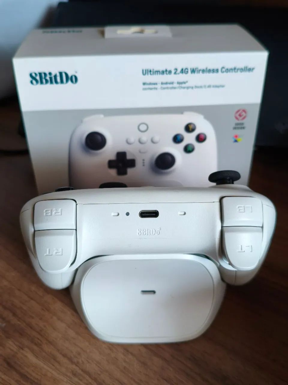 Controle 8BitDo Ultimate 2.4 Wireless e Bluetooth com Dock de ...