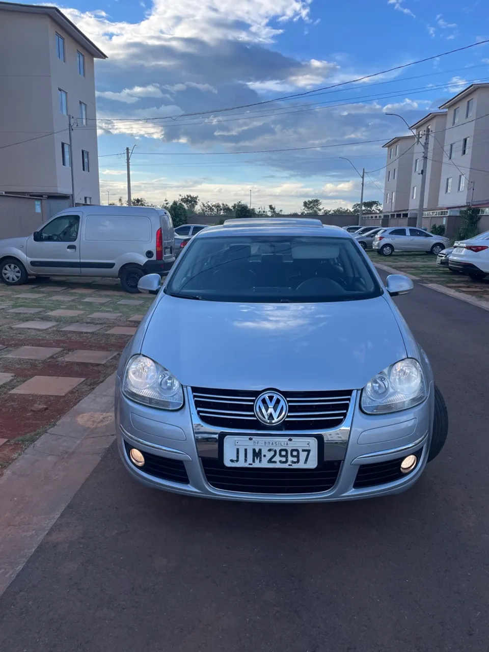 VOLKSWAGEN JETTA 2010 Usados e Novos