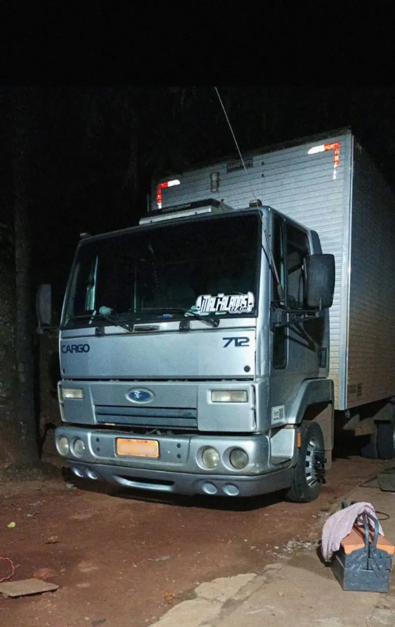 "caminhao vuc" - Caminhões no Brasil