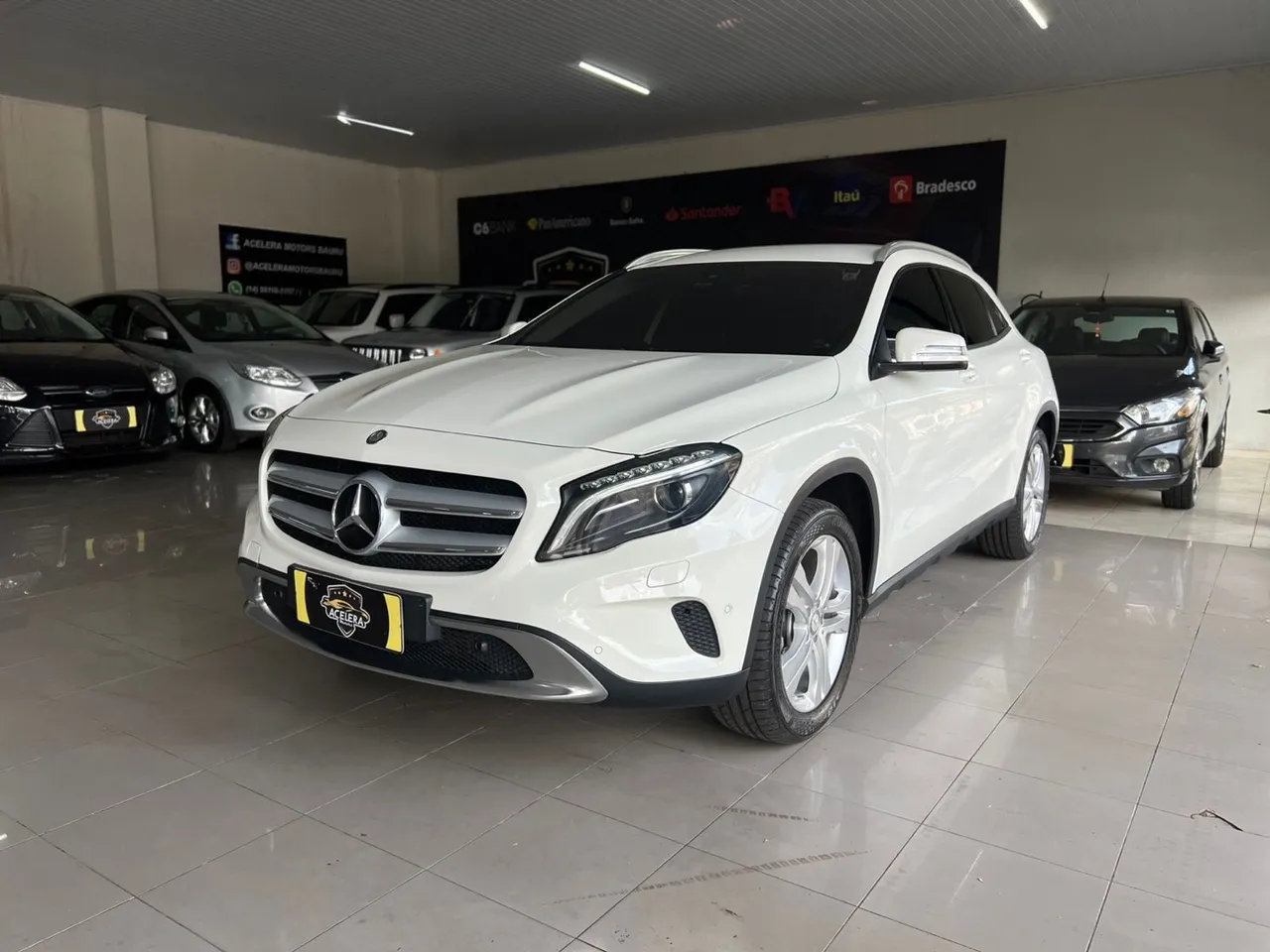 MERCEDES-BENZ GLA-200 Usados e Novos