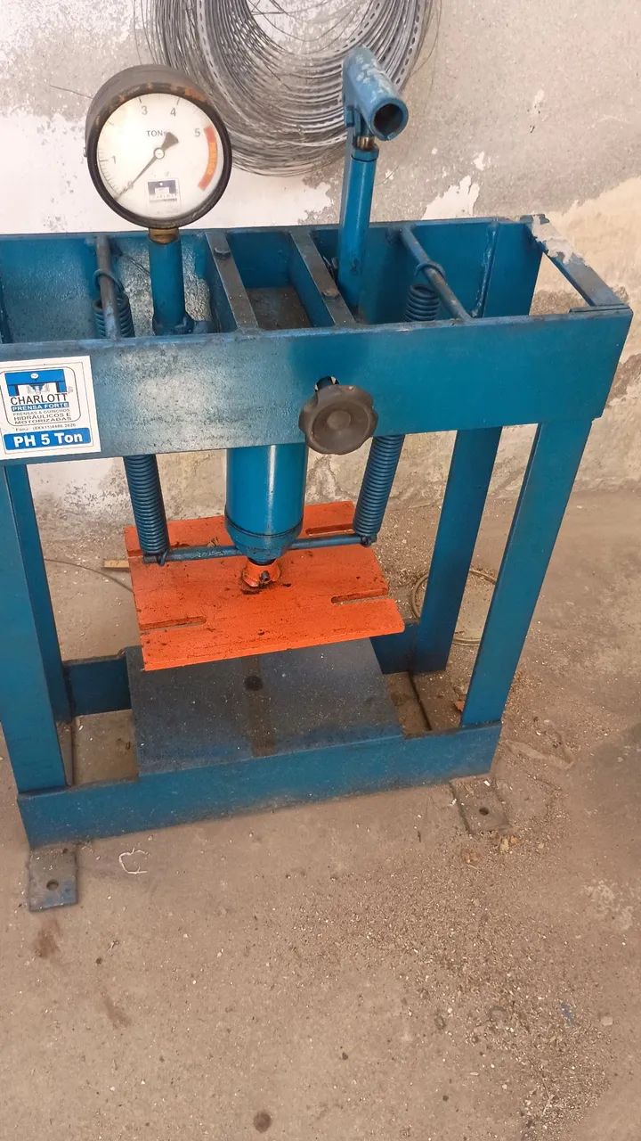 Prenssa hidráulica 5 ton - Máquinas para produção industrial - Pocinhos ...