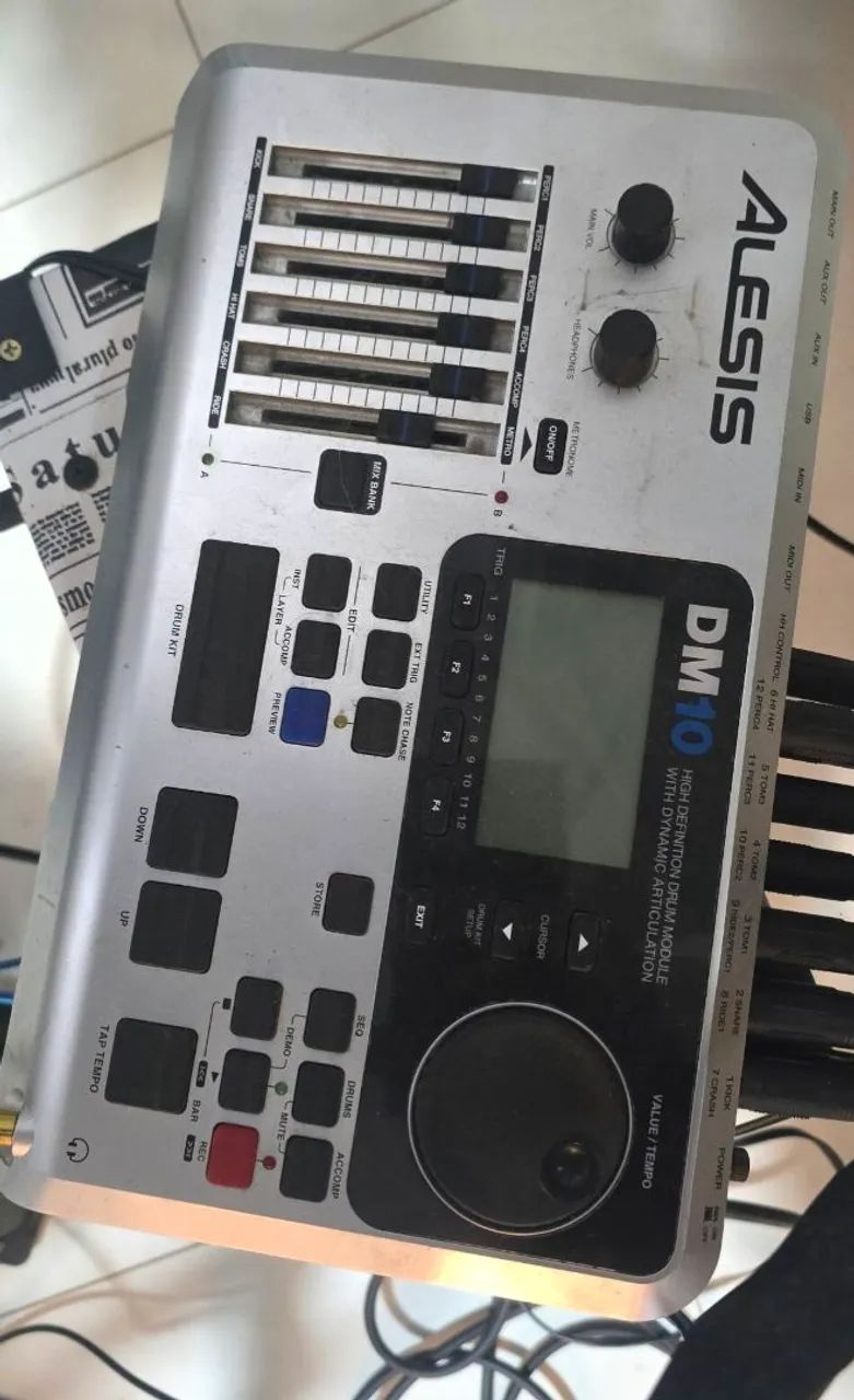 Bateria eletrônica Alesis Nitro Mesh - Instrumentos musicais - Jardim ...