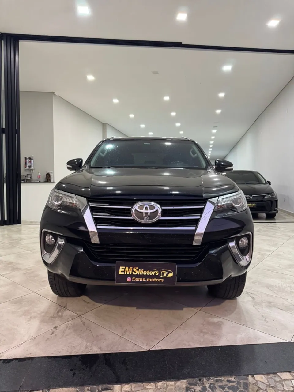 TOYOTA HILUX SW4 SRX 4X4 4.0 V6 24V AUT. Usados e Novos
