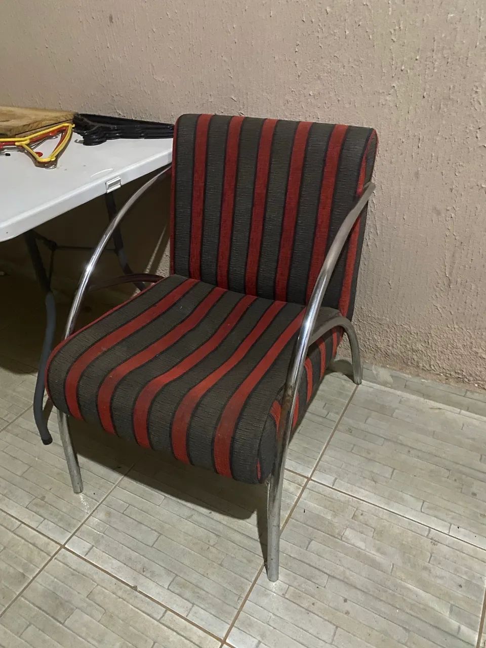 TUDO 1.300R$ fogão,sofá,cama bicama,tapete,rack,2 poltronas e painel ...