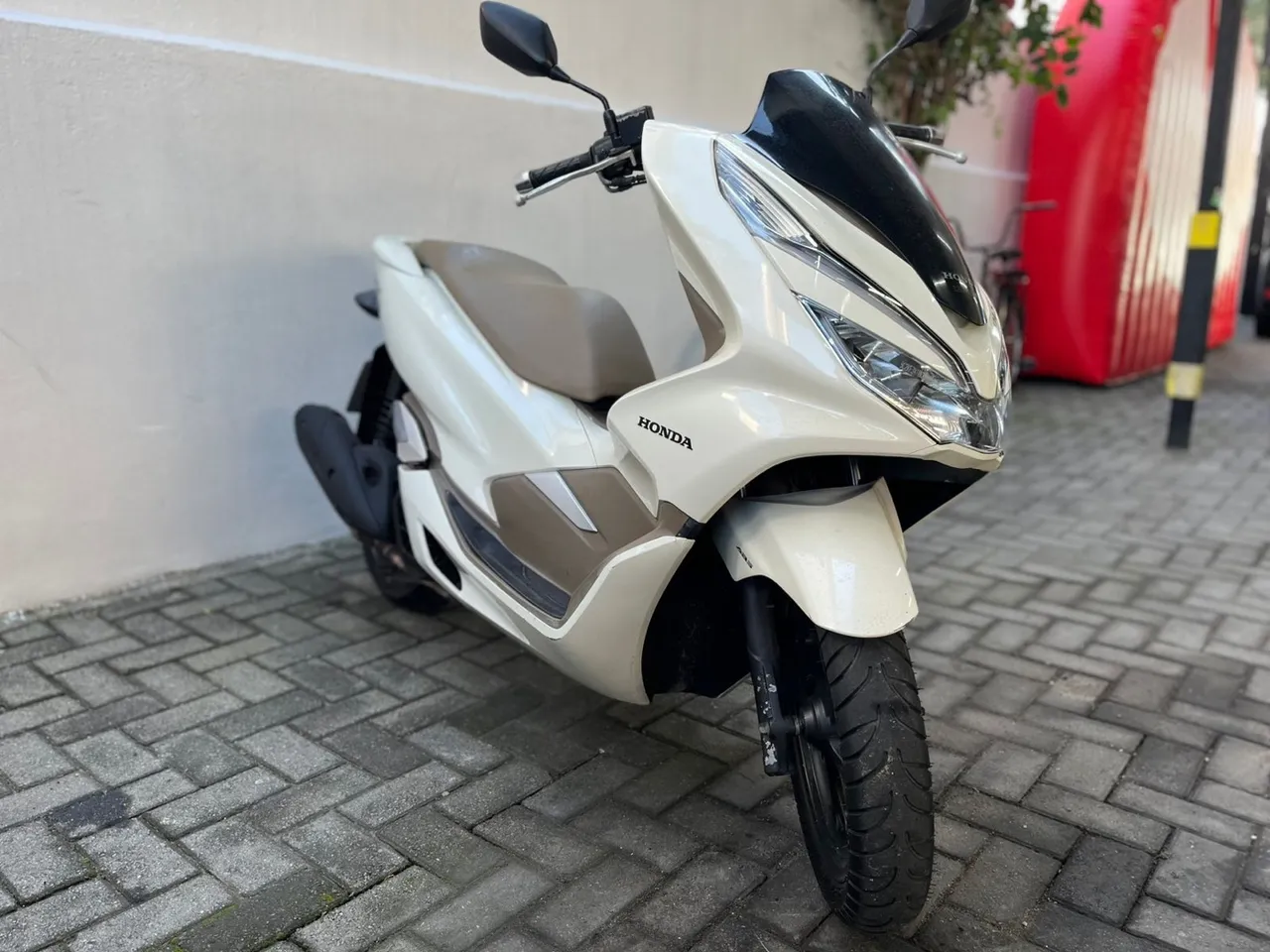 Motos HONDA PCX no Brasil