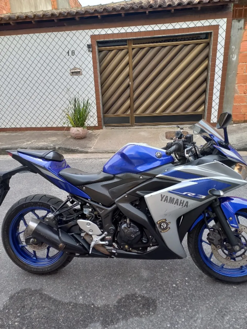Motos YAMAHA YZF 2016 no Brasil