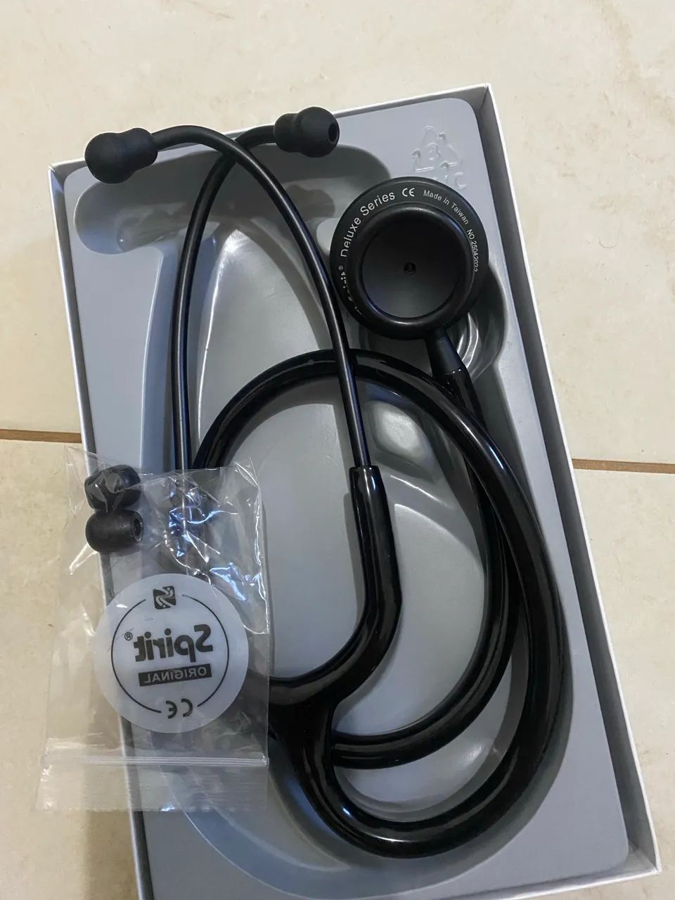 Estetoscópio Spirit+Esfigmomanômetro Premium+Netter Anatomia para ...