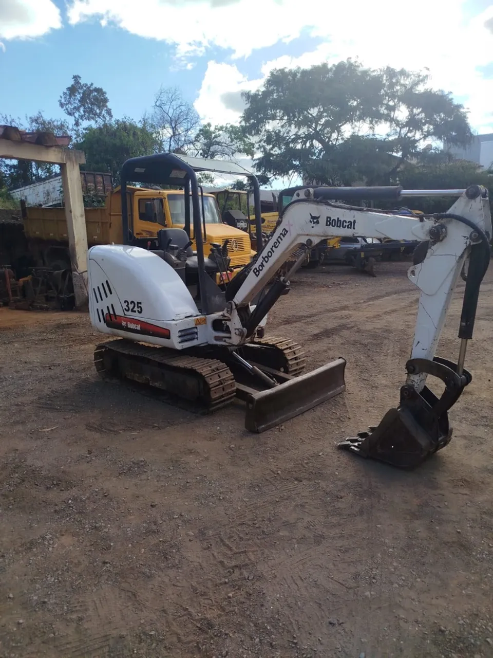 "mini escavadeira hidraulica" - Máquinas pesadas para construção no Brasil