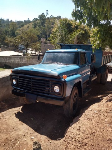 Caminhão Caminhao Ford F11000 à venda em todo o Brasil! | Busca Acelerada