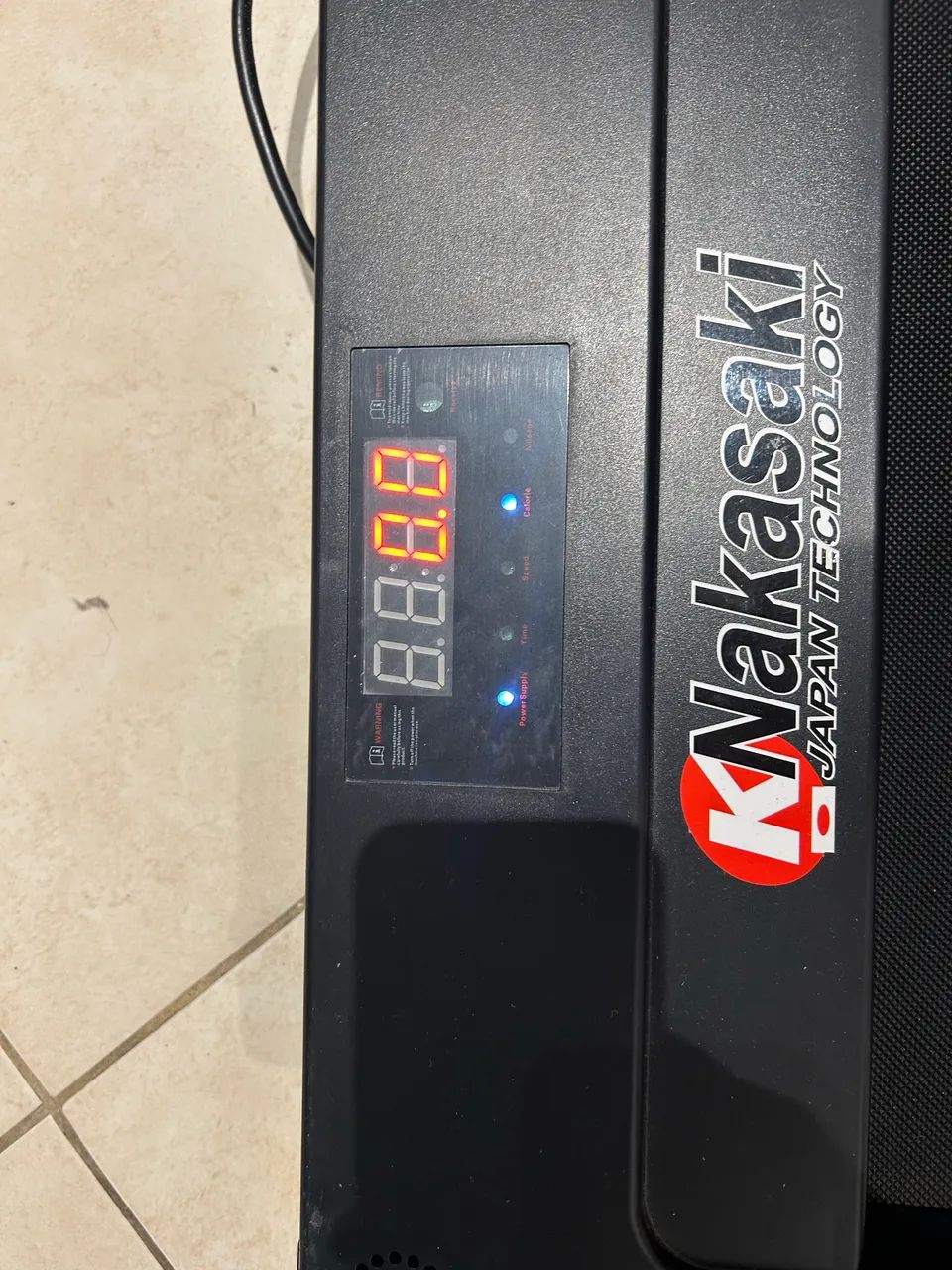 Esteira elétrica semi nova Nakasaki - Academia e Exercícios - Barra ...