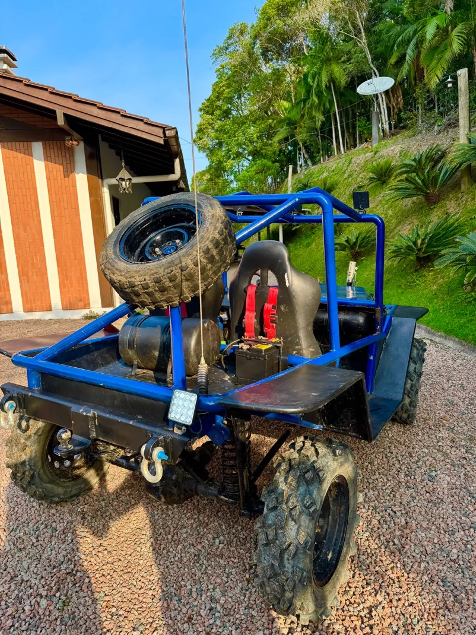 "carro gaiola" no Brasil