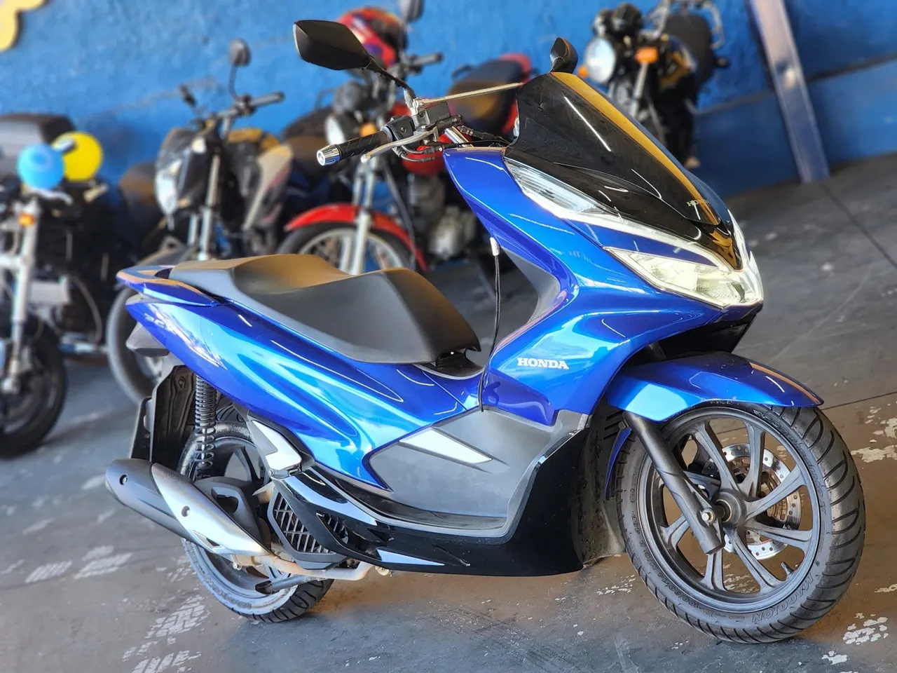 Motos HONDA PCX no Brasil