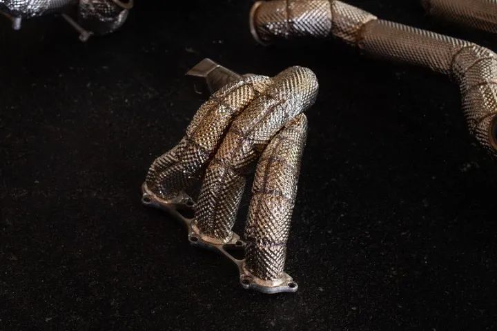 Escapamento Secret Weapon GT4 RS - Peças para carros, vans e ...