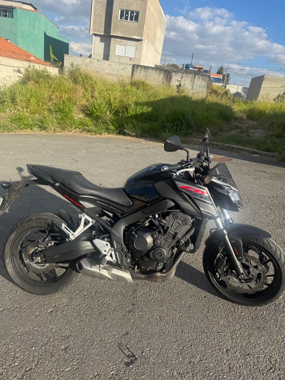 Motos HONDA CB 650F no Brasil