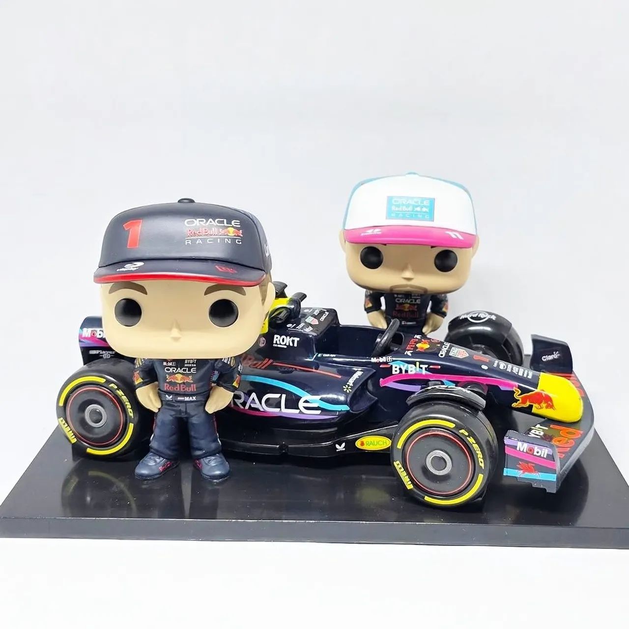 Novo Funko Pop Oracle red Bull team Racing - Hobbies e coleções ...