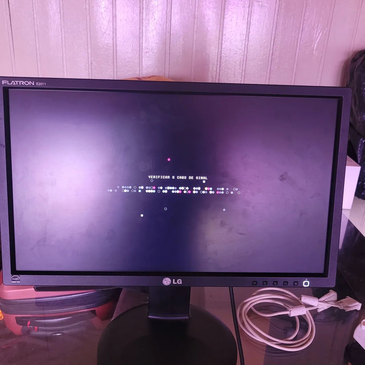 Monitor LG FLATRON E2011 - 20? LED - Suporte Horizontal e Vertical ...