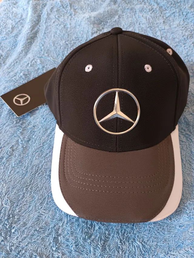 "bone mercedes" no Brasil