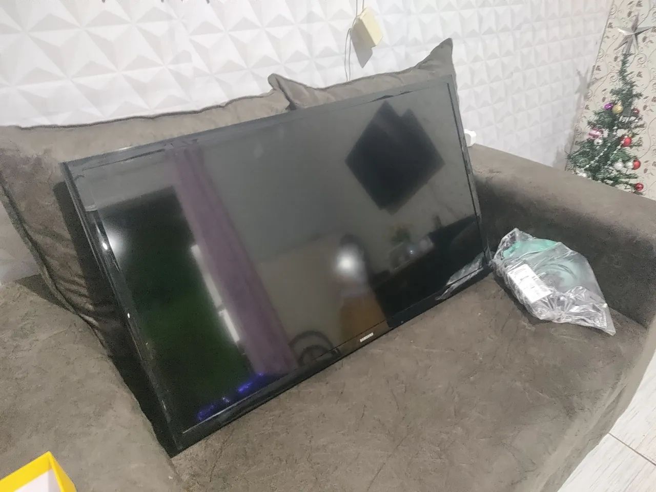 TV 32 polegadas Samsung Smart 2 anos de uso - TVs - Recanto das Emas, Brasília 1464447577 | OLX