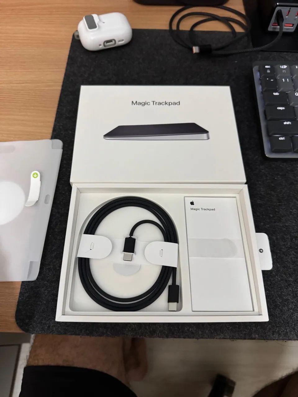Magic Trackpad Apple - USB C - Preto - Periféricos e Acessórios de ...