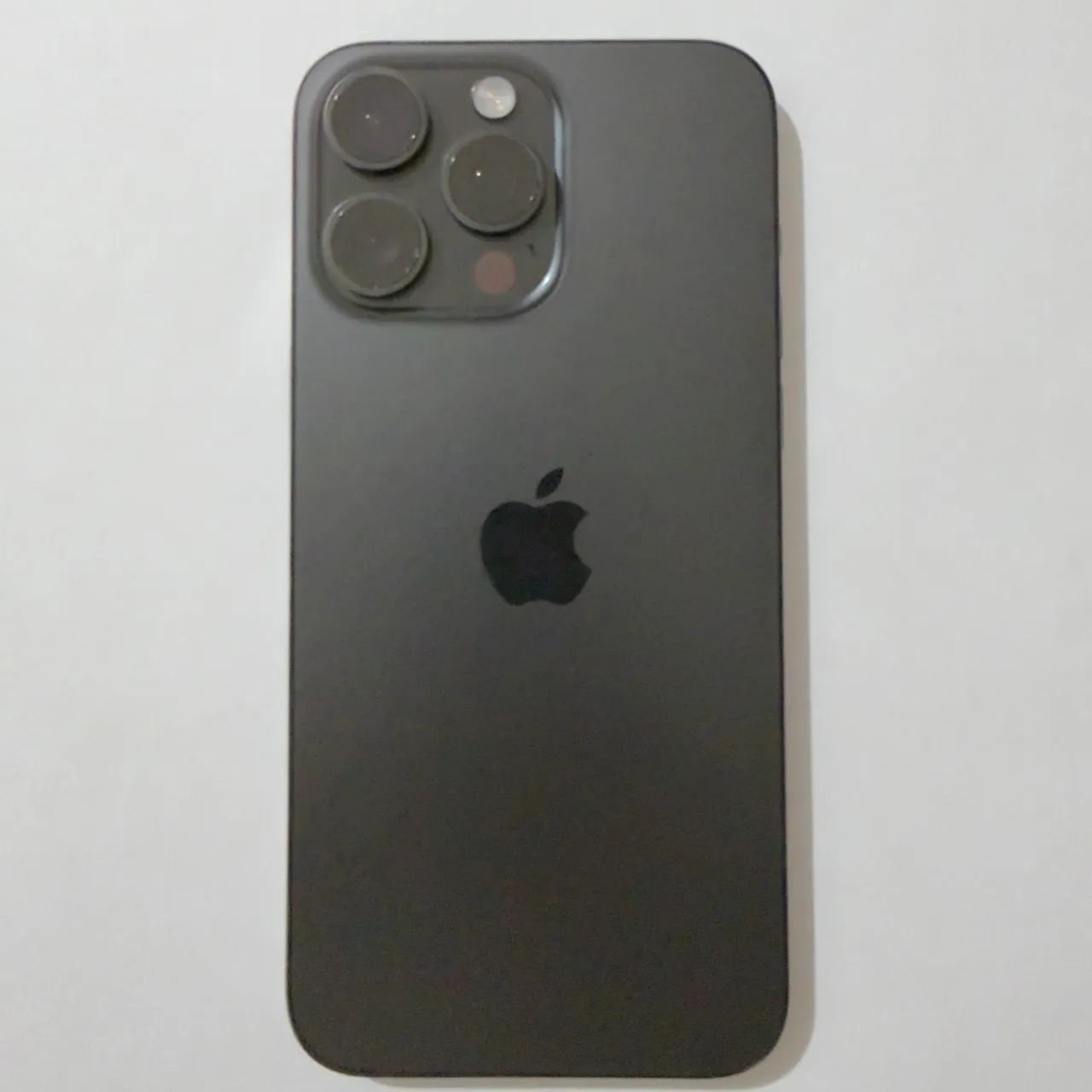 iPhone 15 Pro Max 256GB - Black Titanium - Celulares e Smartphones ...