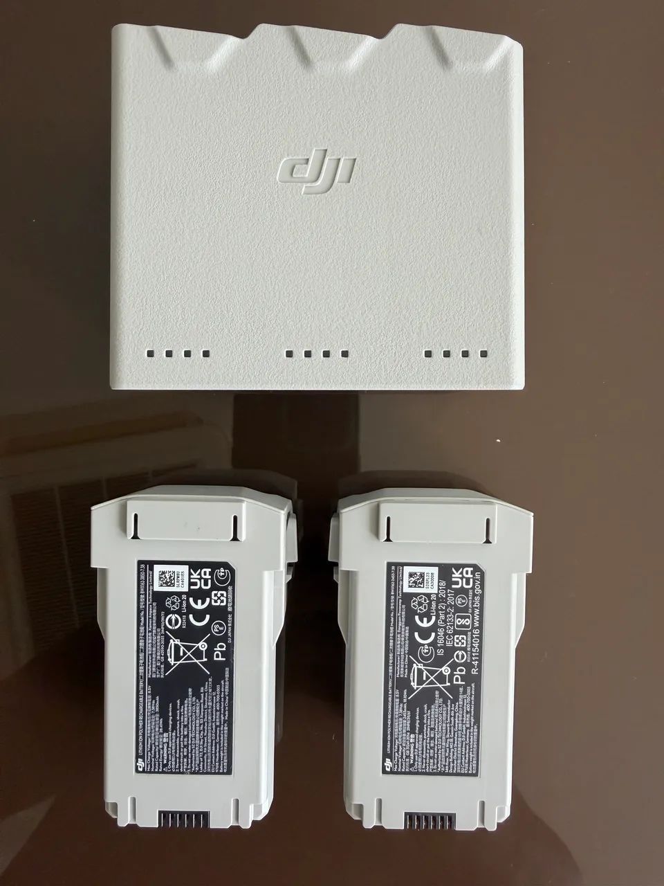 Hub para drone DJI MINI 3/4 PRO e 2 Baterias com aprox. 20 ciclos (1 ...