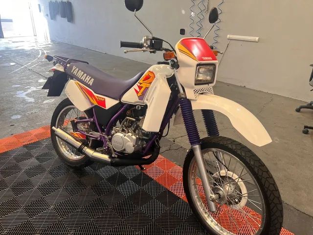 Motos YAMAHA DT no Brasil