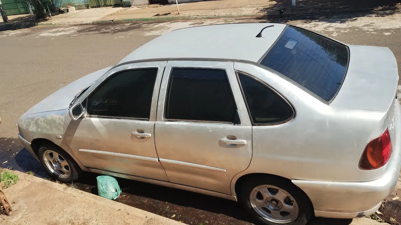 VOLKSWAGEN POLO 2000 Usados e Novos