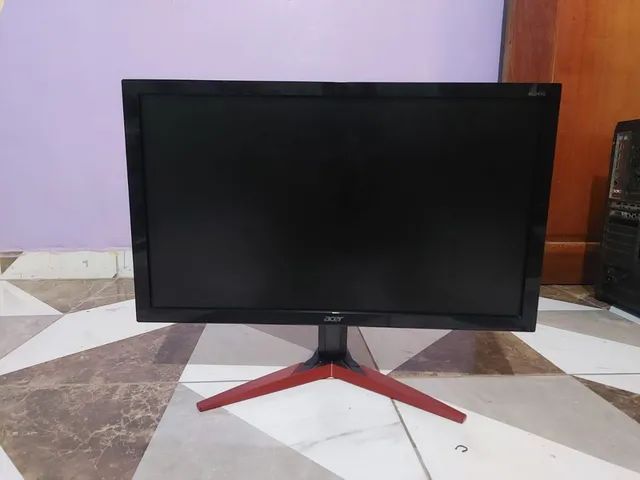 23 polegadas no Brasil