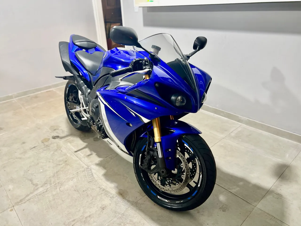 Motos YAMAHA YZF R-1 1000 no Brasil