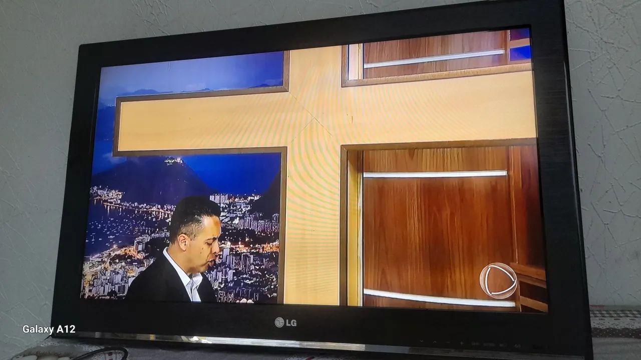 LG 32 polegadas sem o pedestal. - TVs - Campo Grande, Rio de Janeiro 1376564824 | OLX