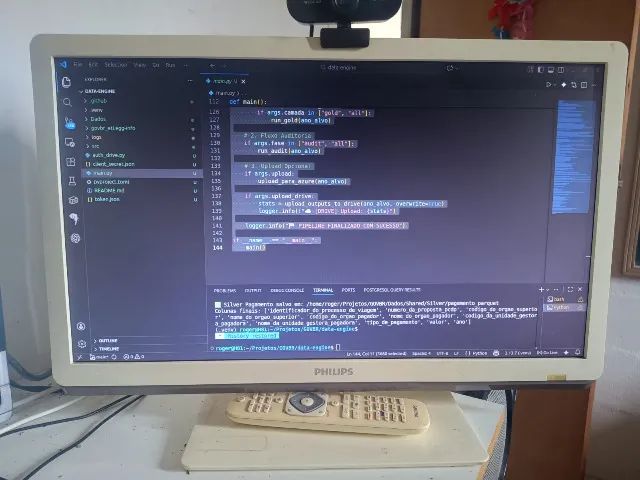 TV Monitor Philips 22" LED - HDMI - Funcionando perfeitamente - TVs ...