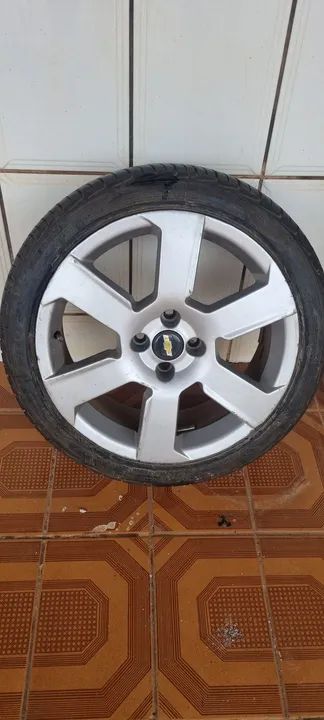 Roda de liga leve Chevrolet 15 polegadas - Carros, vans e utilitários ...
