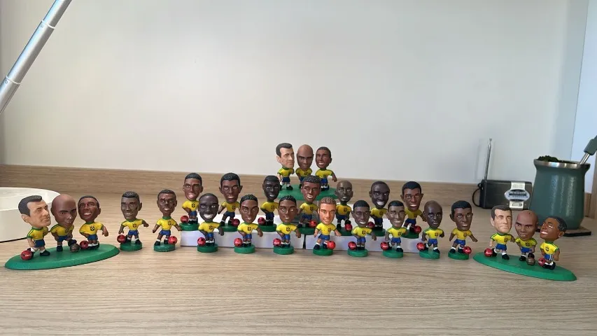 "mini craque da copa" no Brasil