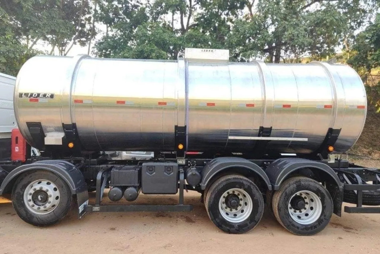 "tanque pipa" no Brasil